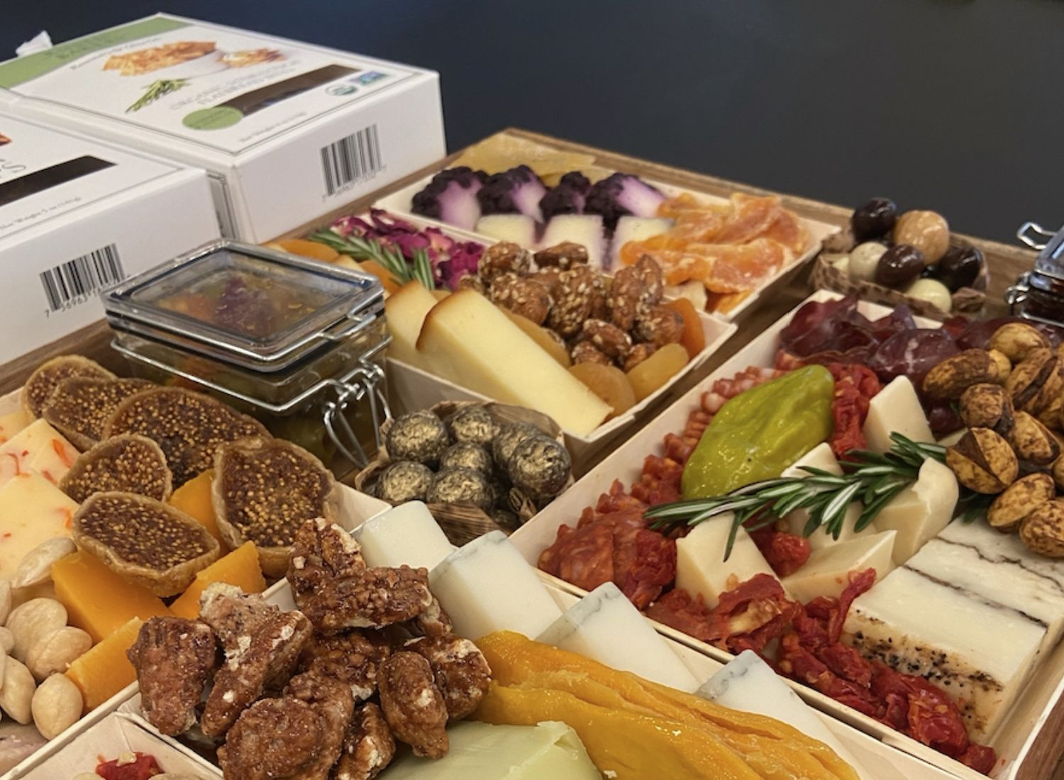 Send Cheese Platter Gift | Blog - Boarderie